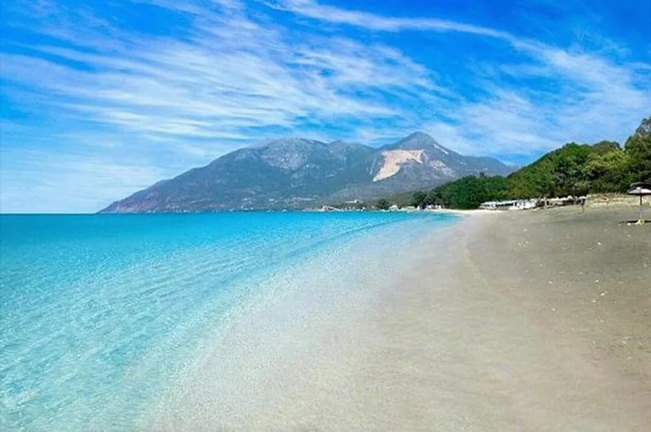 5 Most Beautiful Beaches in Syria | Safaraq tourzim